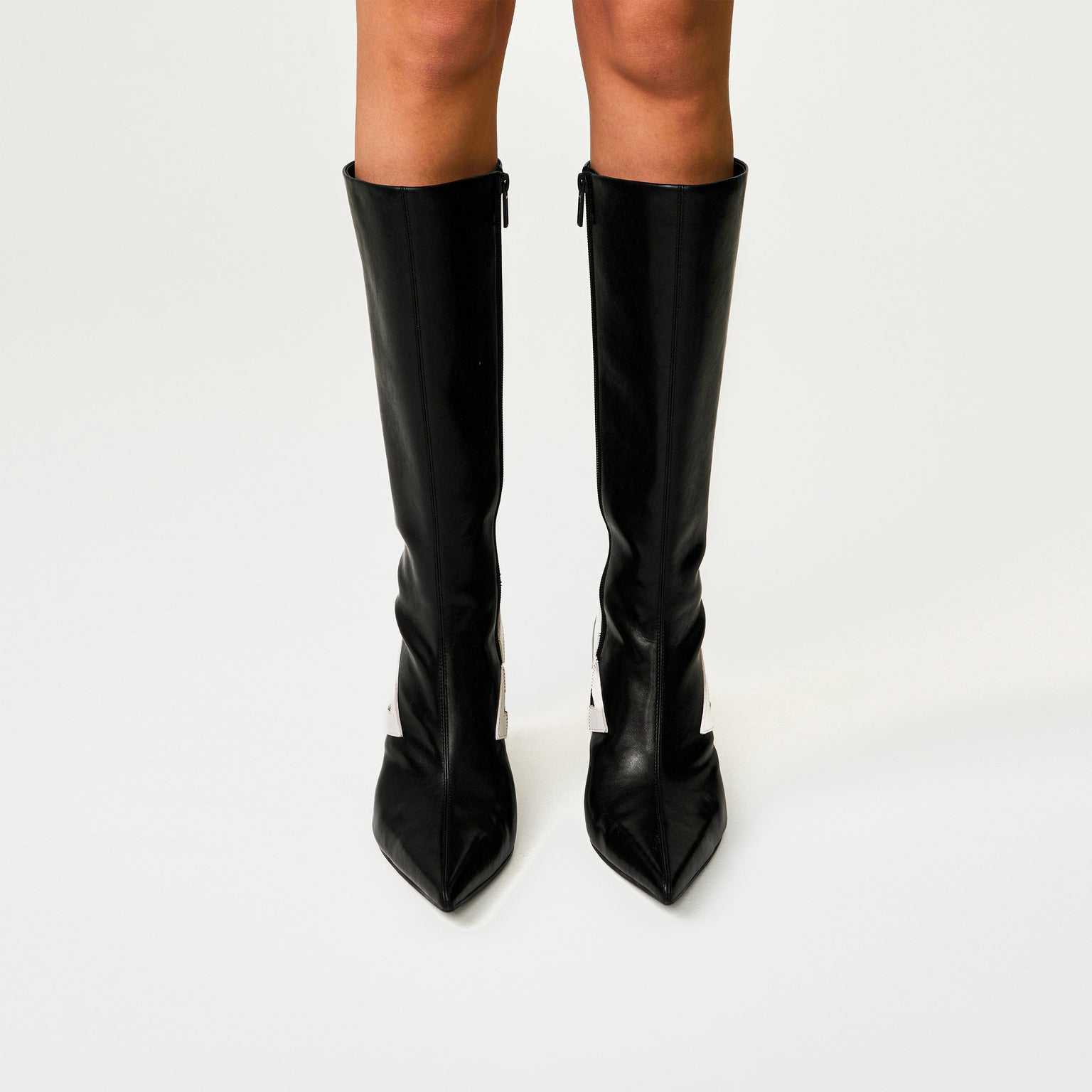 SHOES – SMFK Official