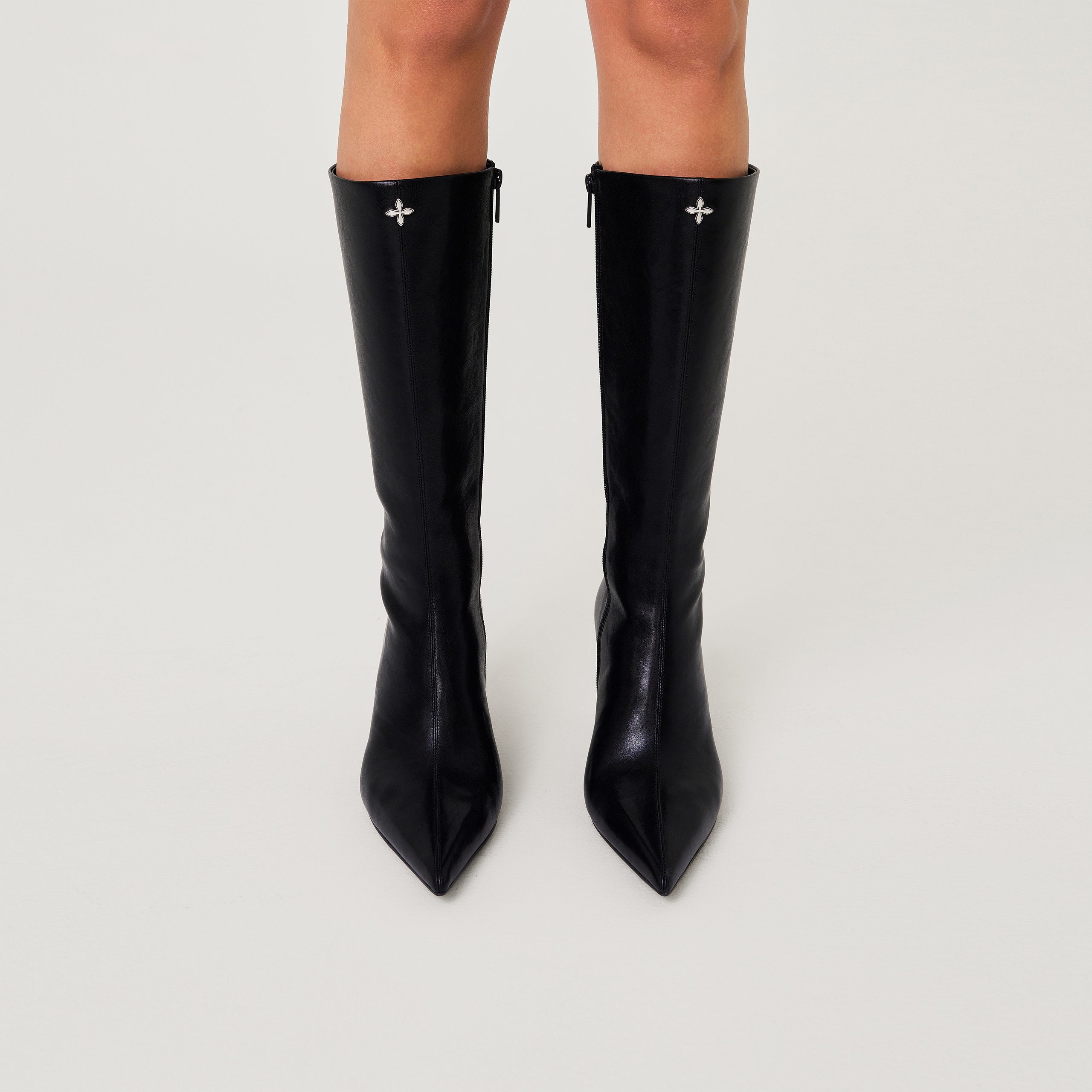 SHOES – SMFK Official