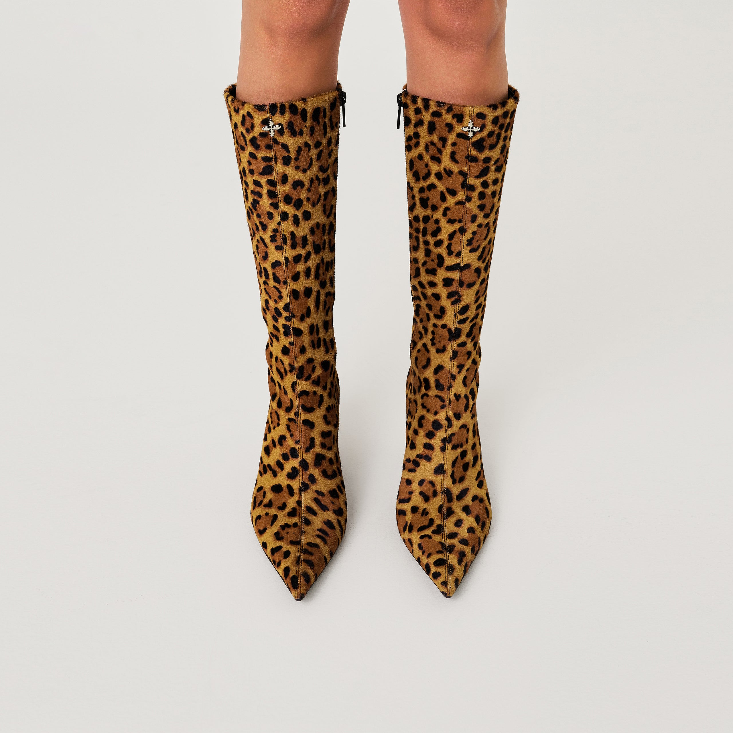 SHOES – SMFK Official