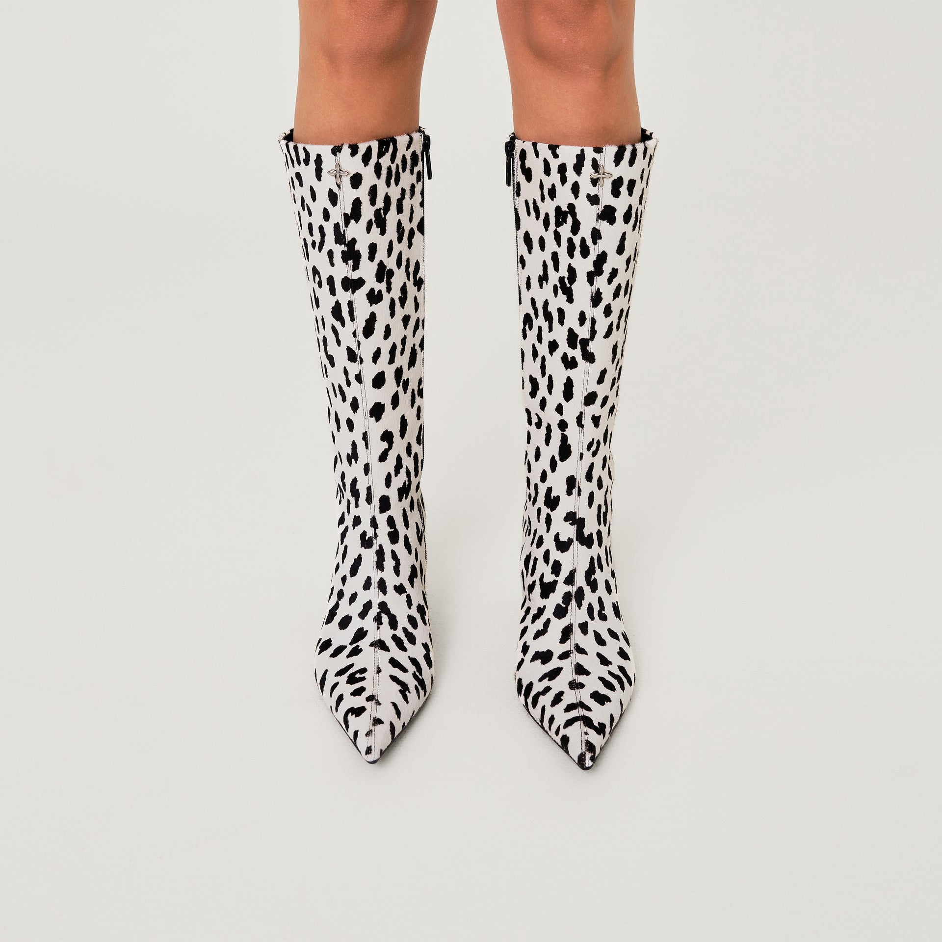 SHOES – SMFK Official