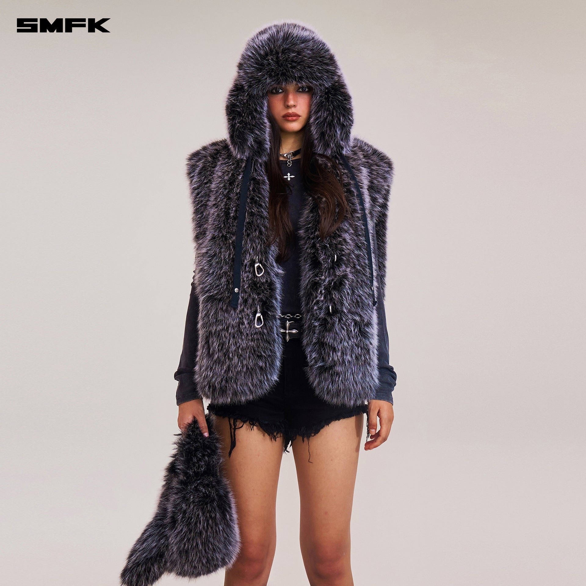 COMPASS MODE FURRY HUGE TANK SILVER FOX – SMFK Official