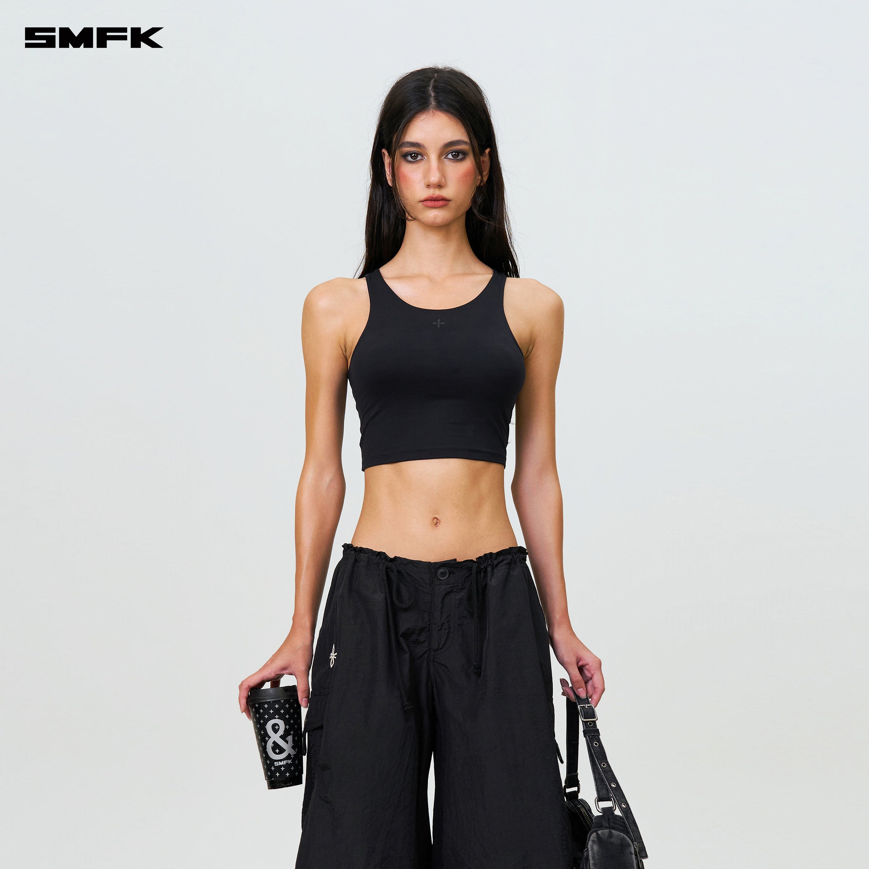 컴퍼스 허그 스킨 종합 조끼 블랙 – SMFK Official