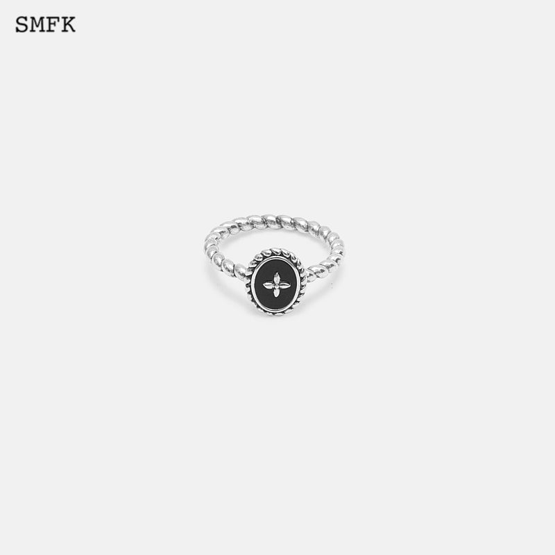 Silent Syringa Black Balloon Vine Gemstone Ring – SMFK Official
