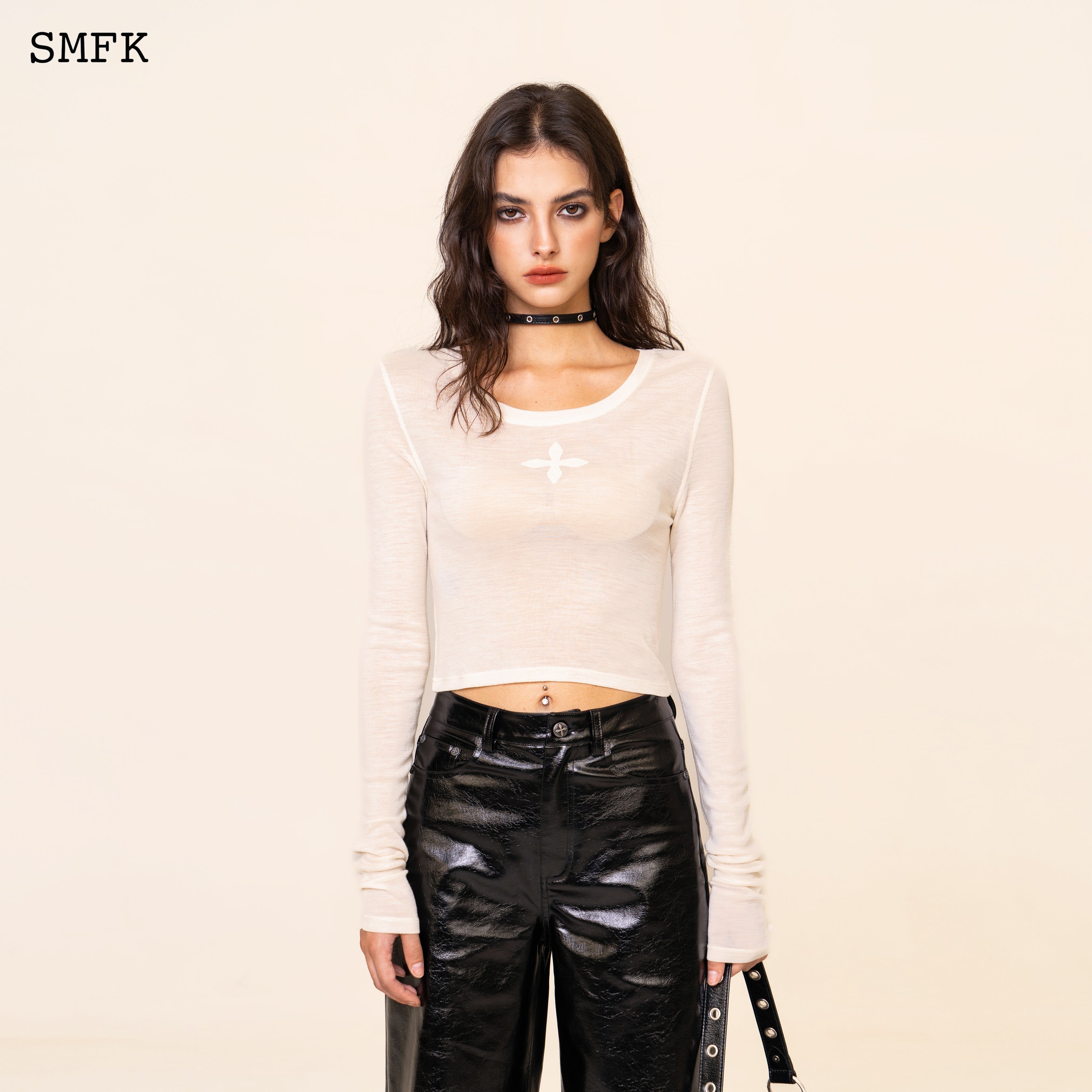 WildWorld White Dancer Woolen Top – SMFK Official